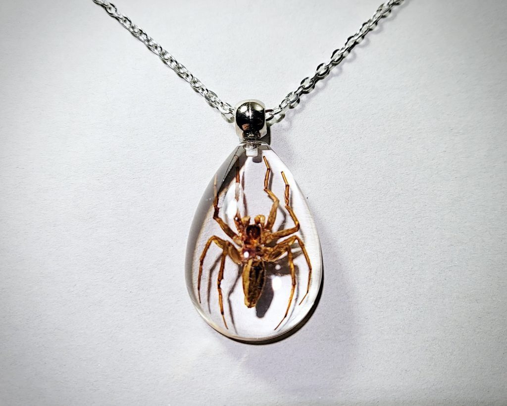 Real Insect Jewelry - Insects In Resin, Insect necklaces and pendants